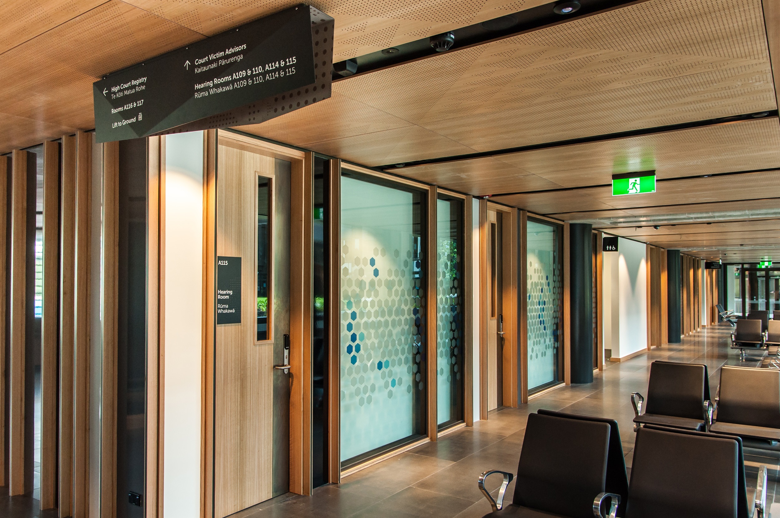 Full Scale Signage | Sign Writing | Signtech